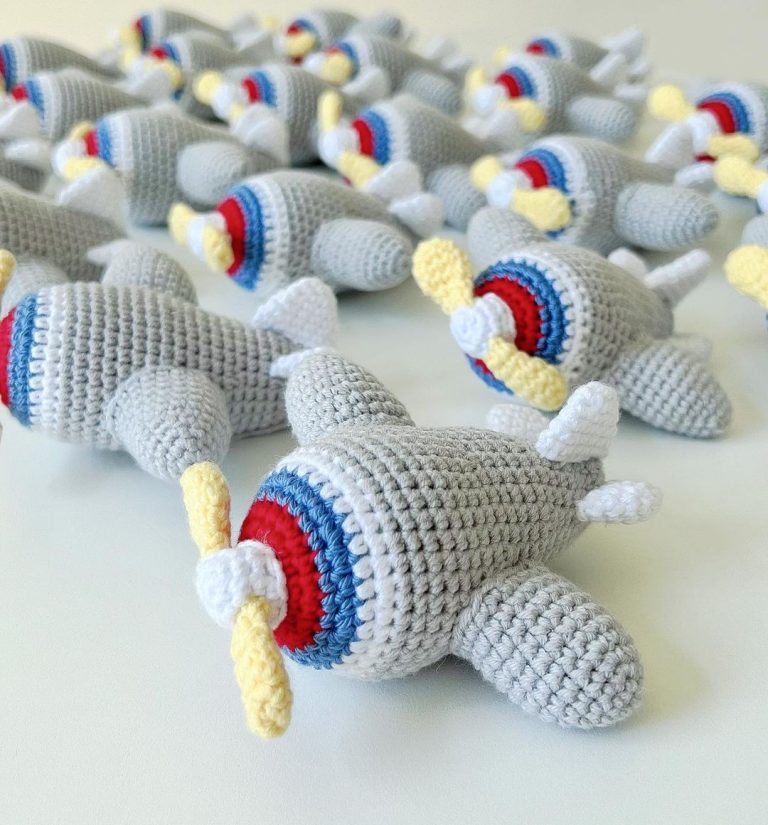 Crochet Airplane Amigurumi Free Pattern – Amigurumi