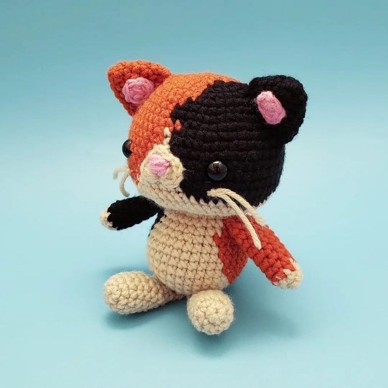 Crochet Hello Kitty Keychain Amigurumi Free Pattern – Amigurumi