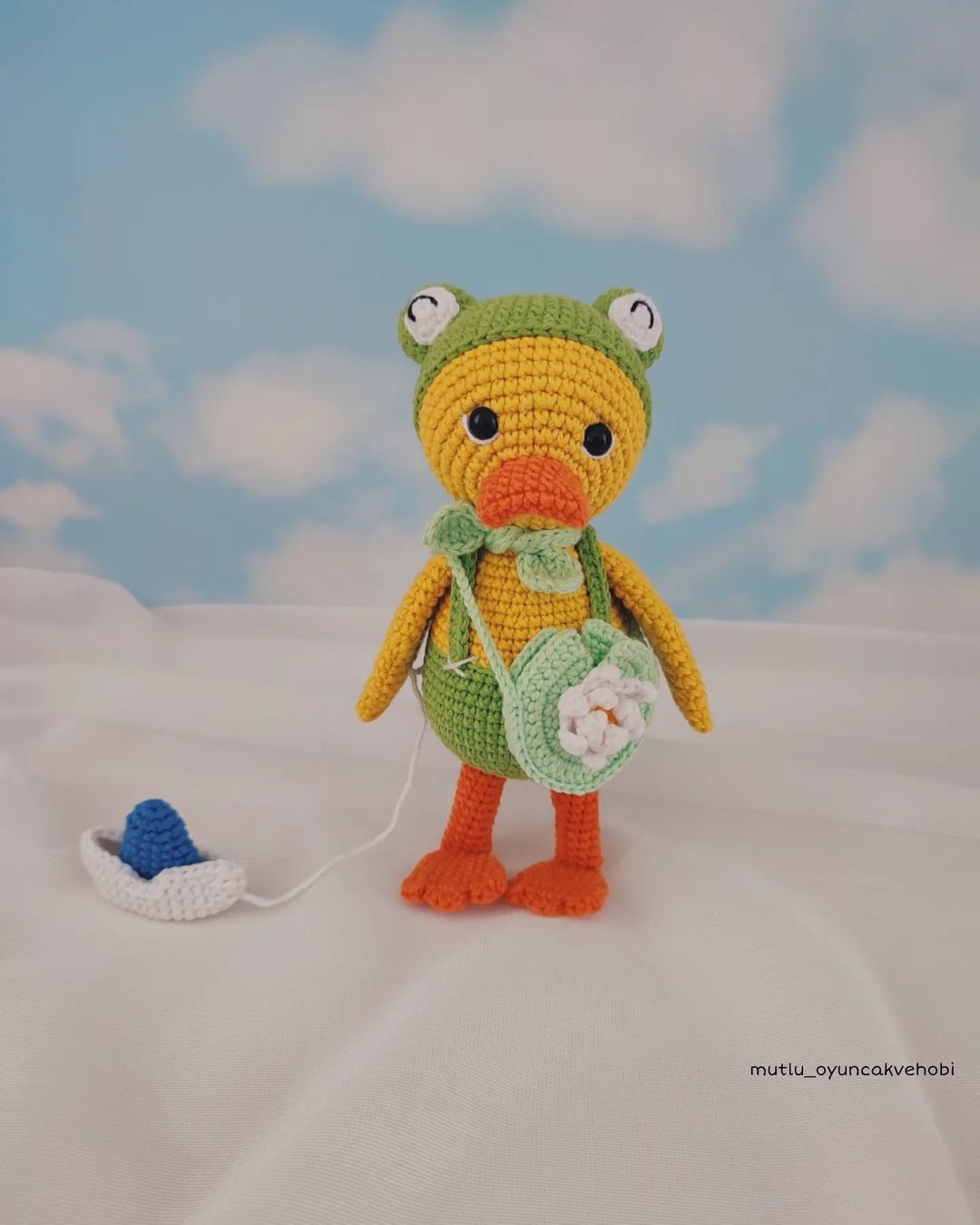 Little Crochet Chicken Duke Free Amigurumi Pattern – Amigurumi